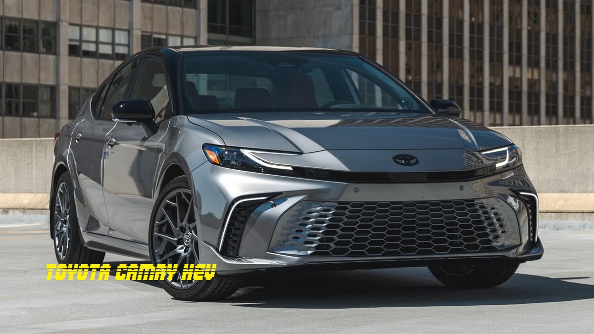 Toyota Camry HEV: Sedan Mewah dan Canggih Pilihan Para Pejabat